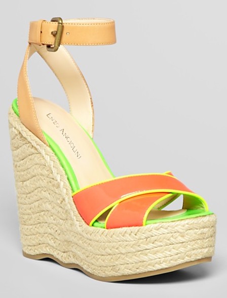 7 Pretty Wedge Sandals for Spring - Pretty Designs