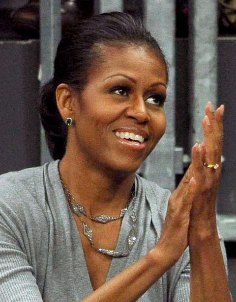 Top 15 Michelle Obama Hairstyles - Pretty Designs