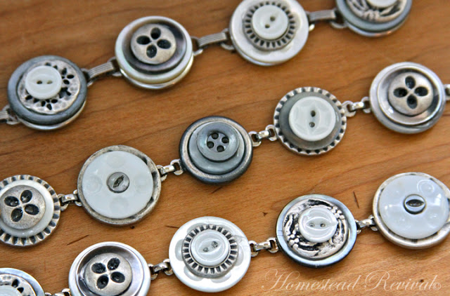 Button Accessories DIY: How to Recreate Old Buttons - Pretty Designs