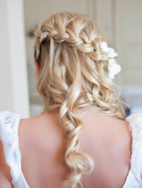 14 Braided Hairstyles——Stylish Braids with Flowers - Pretty Designs
