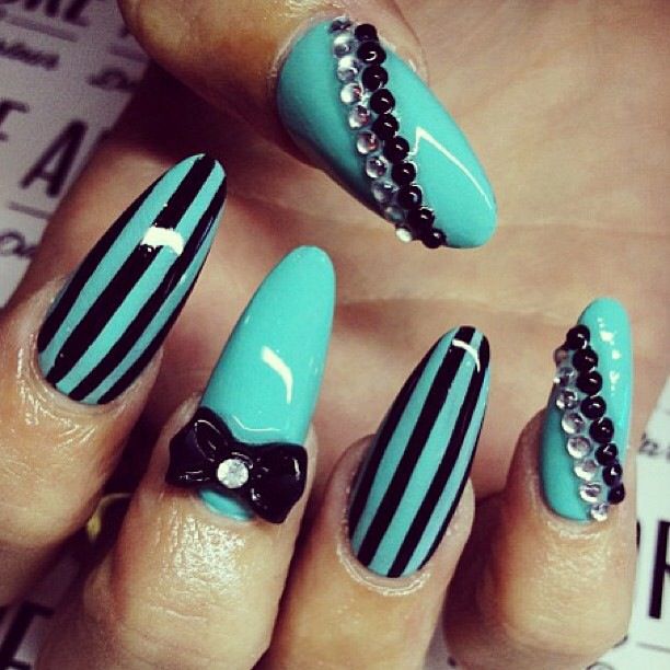 Top 13 Blue Pointy Nails - Pretty Designs