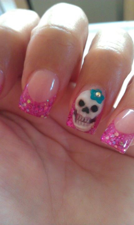 20 Skull Nail Designs to Rock the Season - Pretty Designs
