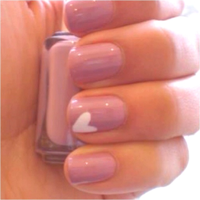 Sweet Nail Designs for this Weekend - Pretty Designs