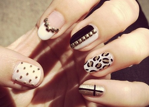 13 Wonderful Embellished Nail Designs for 2022 - Pretty Designs