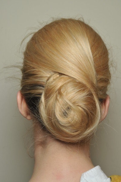 Vintage Look to Glam: Swirl Hair Designs - Pretty Designs