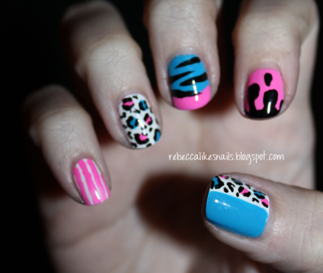 16 Creative Mismatched Nail Art Designs - Pretty Designs