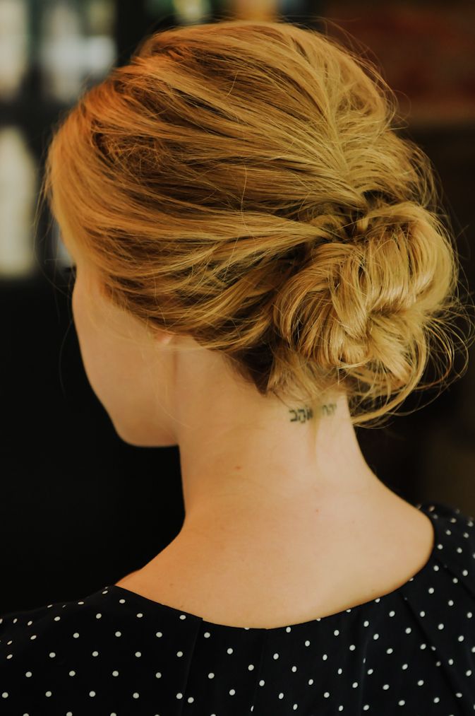 12 Romantic Buns You Must Have for Summer - Pretty Designs