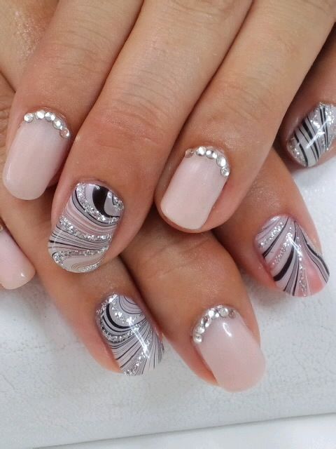 15 Magnificent Nail Arts for the Week - Pretty Designs