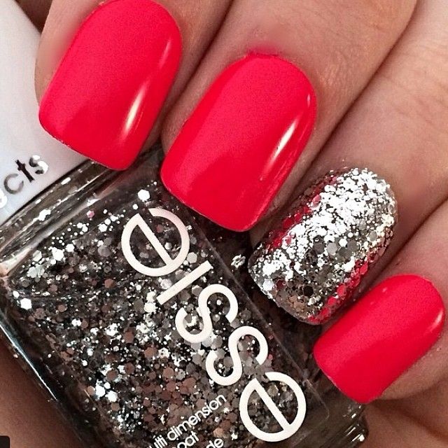 16 Bloody Hot Red Nails for Women - Pretty Designs