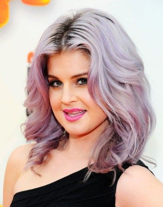 16 Eye-Catching Kelly Osbourne Hairstyles - Pretty Designs