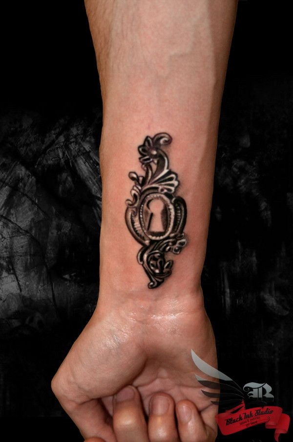 15 Tattoo Designs for You to Become Outstanding - Pretty Designs