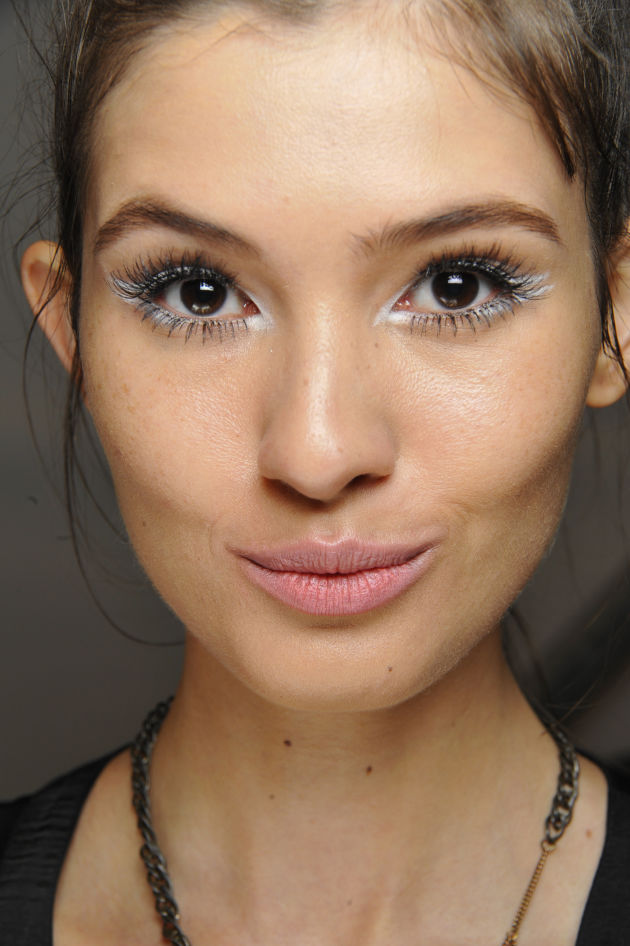 Latest Makeup Trends from Spring 2024 Fashion Week - Pretty Designs