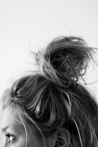 16 Pretty and Chic Top Knots for 2024 - Pretty Designs