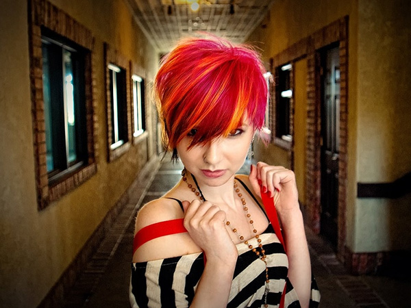 26 Amazing Two-Tone Hairstyles for Women - Pretty Designs