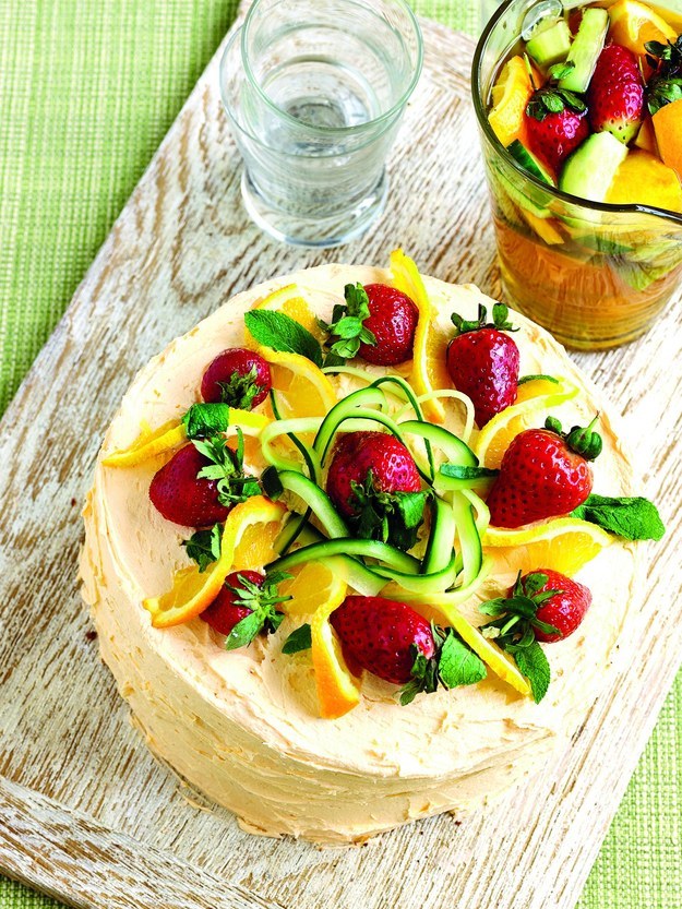 21 Ideas to Make Boozy Cakes - Pretty Designs