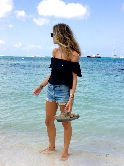 30 Great Ways to Wear Off The Shoulder Top/Dress - Pretty Designs