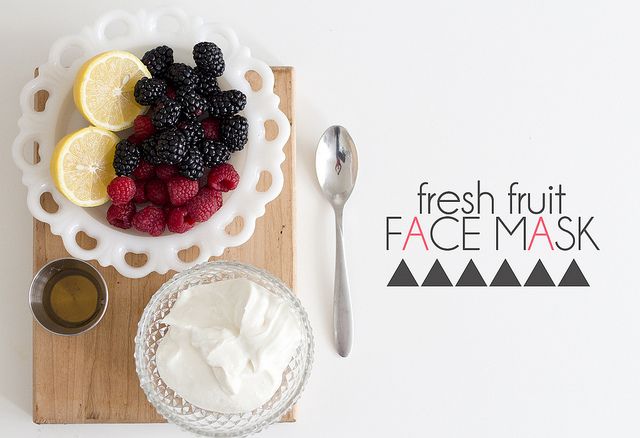 15 DIY Fruit Mask Projects - Pretty Designs