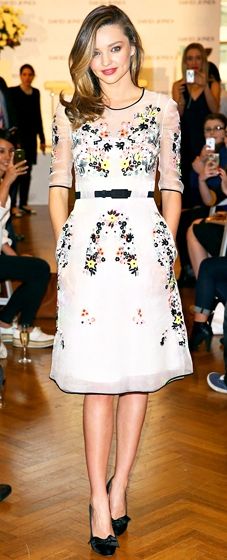 10 Pretty Dresses You Should Own - Pretty Designs