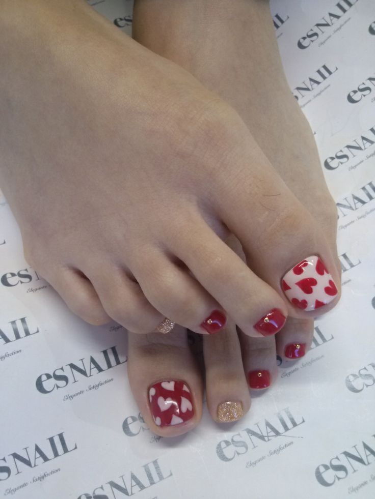 15 Adorable Toe Nail Designs and Ideas - Pretty Designs