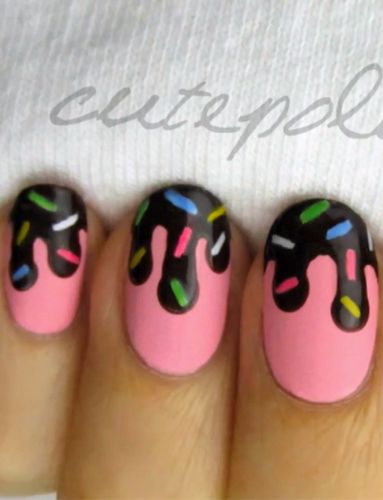 15 Sweet Fall Nail Art Ideas and Designs - Pretty Designs