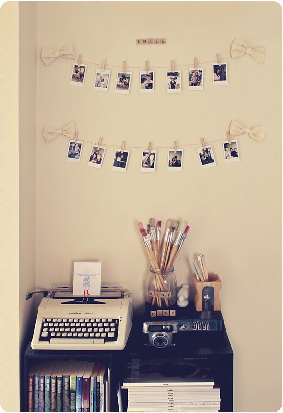 15 Ways to Make Photo Walls - Pretty Designs