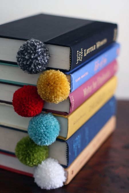 15 Easy Ideas to DIY Bookmarks - Pretty Designs