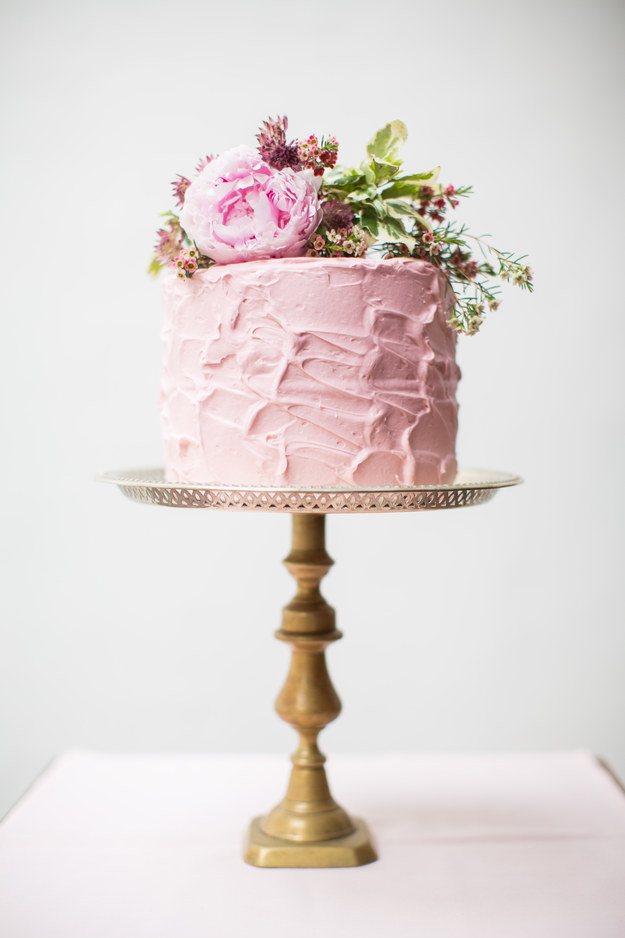 26 Small Wedding Cake Ideas - Pretty Designs