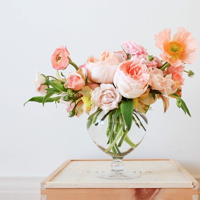 23 Ideas for Spring Vase Arrangements - Pretty Designs
