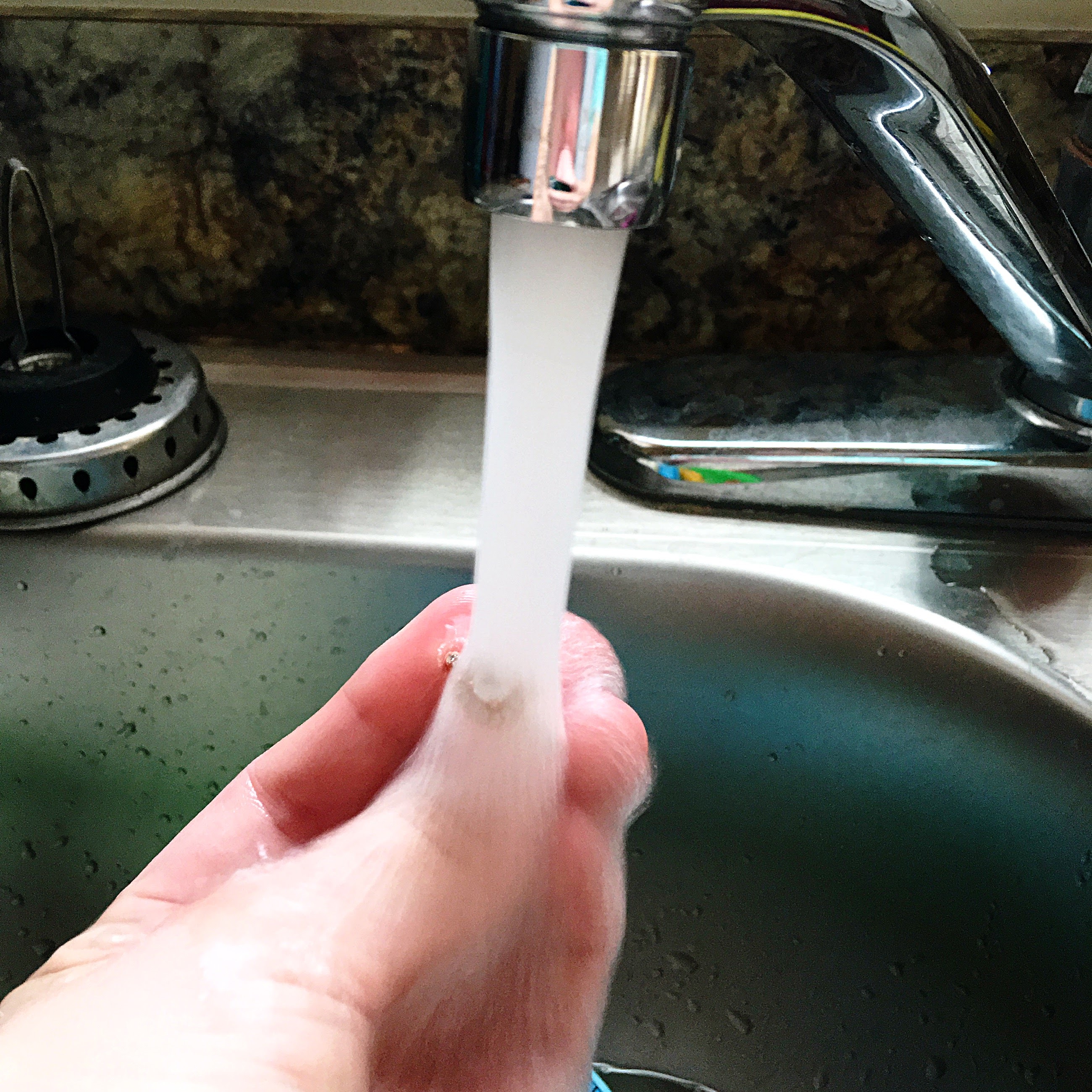 How To Clean Your Wedding Rings For Cheap At Home - Pretty Designs