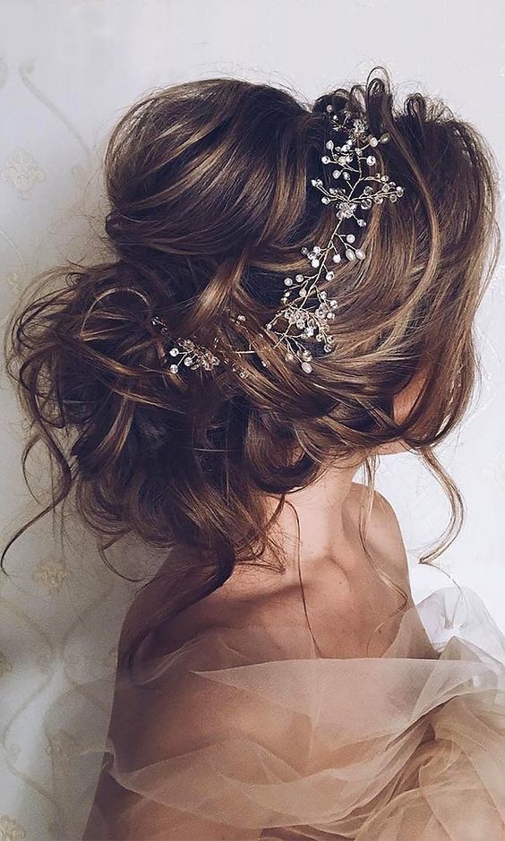 20 Glamorous Wedding Updos 2018 - Romantic Wedding Hairstyle Ideas