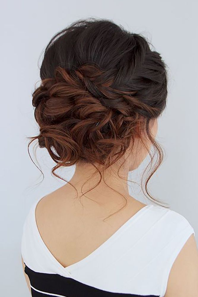 21 Glamorous Wedding Updos for 2024 - Pretty Designs