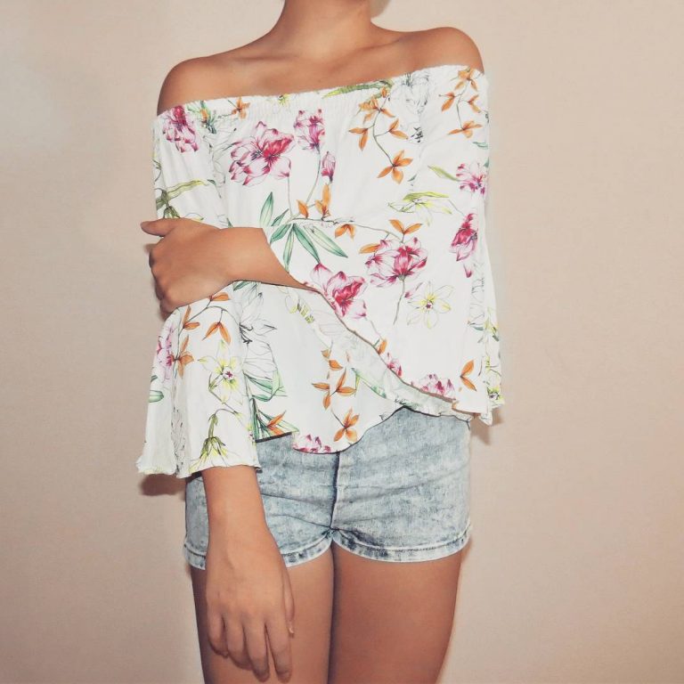 How to Pull Off Off The Shoulder Shirts - Pretty Designs