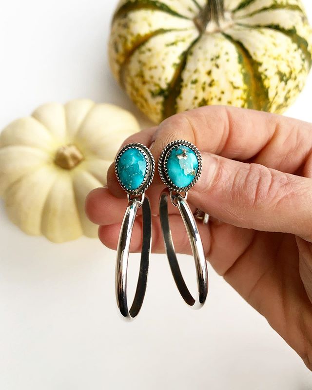 6 Trending Accessories for Women & How to Wear Them - Pretty Designs