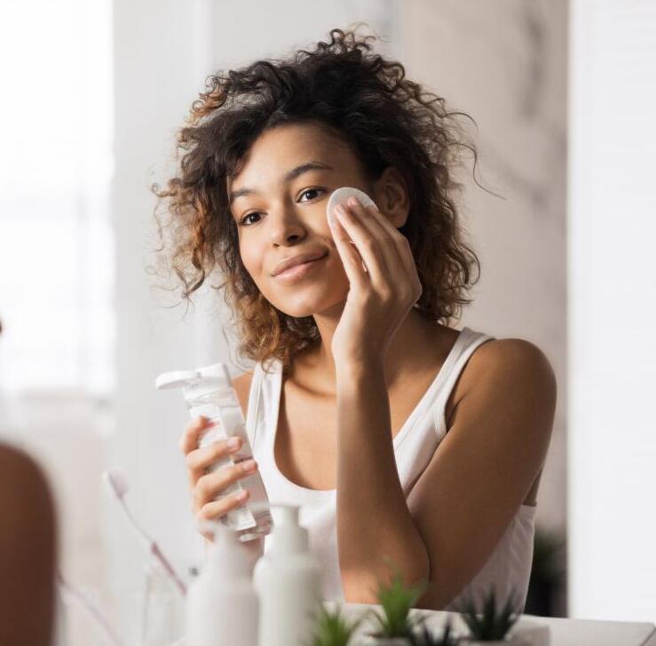 Here are the 7 Ways You're Aging Yourself! - Pretty Designs