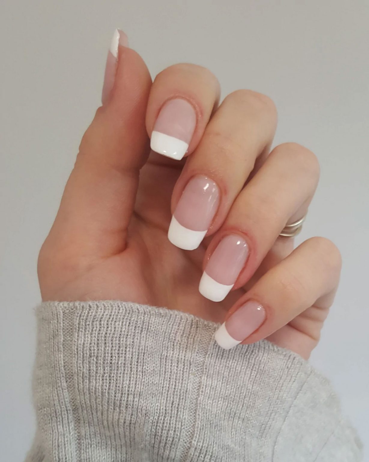 Stunning Wedding Manicure Ideas: Both Traditional and Unconventional ...