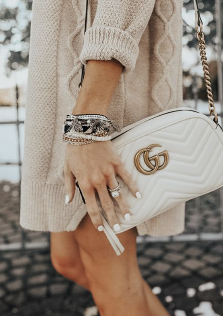 How to Choose the Right Jewelry For Any Outfit - Pretty Designs