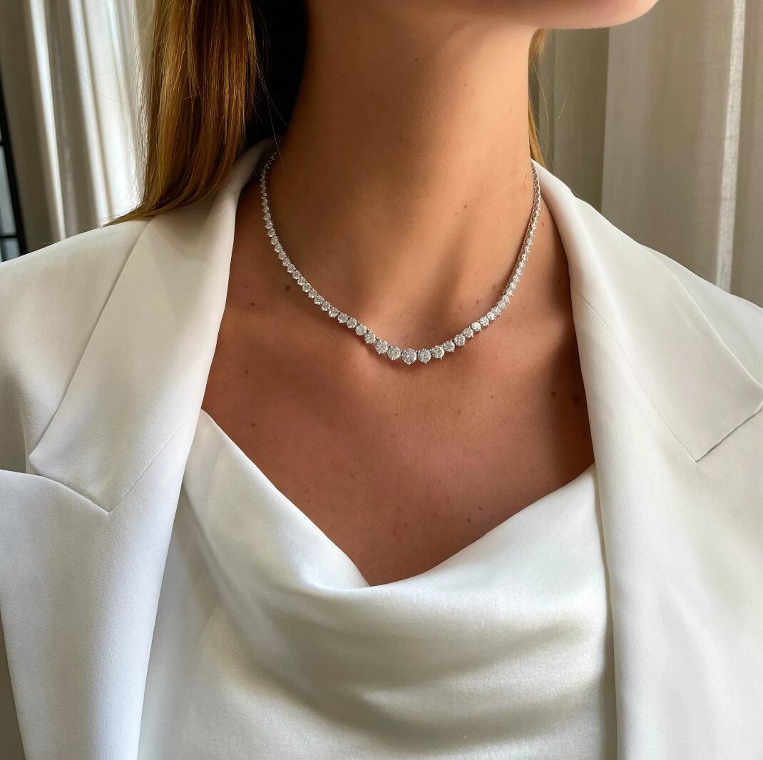 How to Choose and When to Wear a Diamond Necklace - Pretty Designs