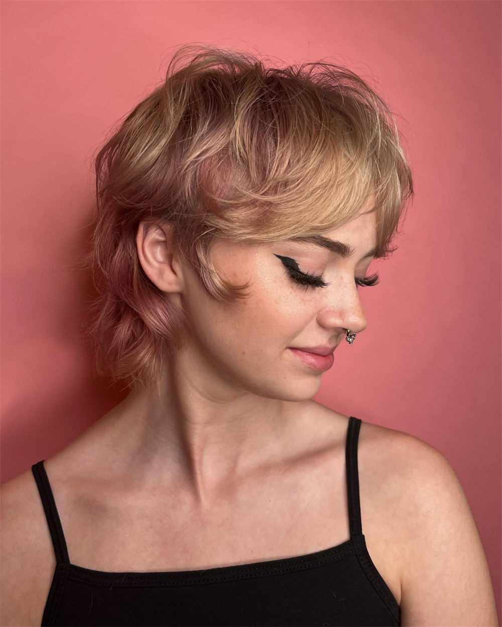 18 Short, Sassy, and Stunning Bixie Cuts - Pretty Designs